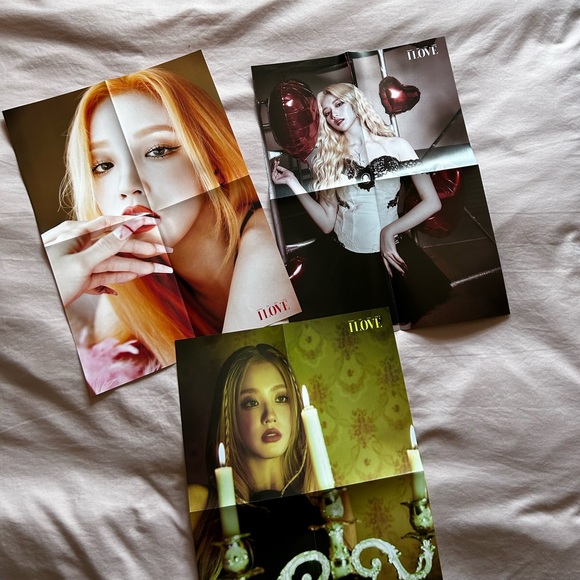 Media | Gidle Album Poster Bundle Kpop Shuhua Soyeon Yuqi Minnie I Love ...